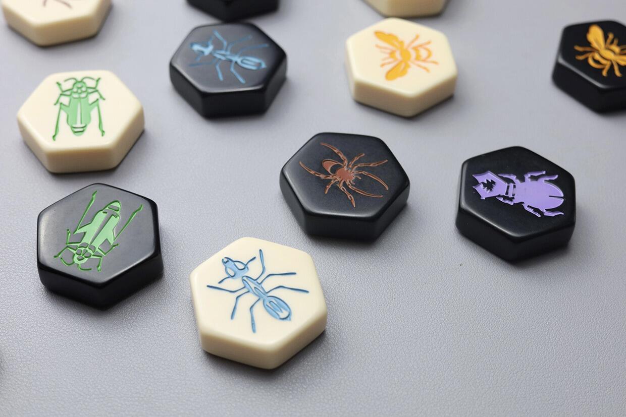 Hive - A Brain Burning Strategy Game for Two