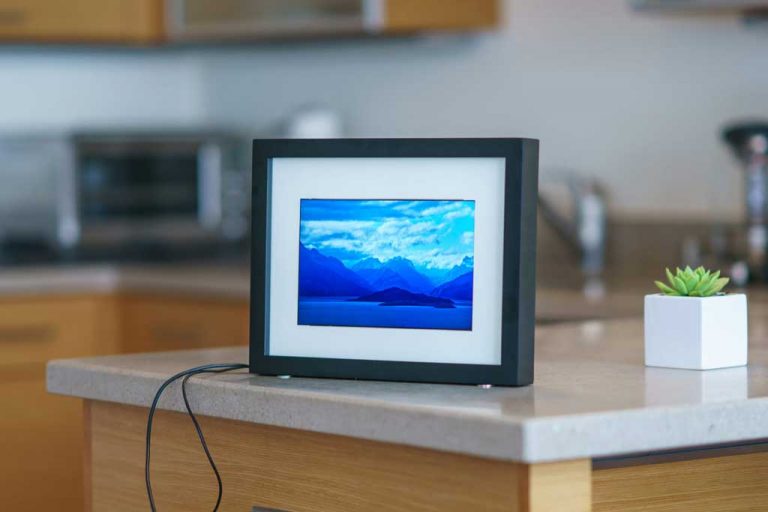 Creative and Educational Raspberry Pi Projects for DIY Makers